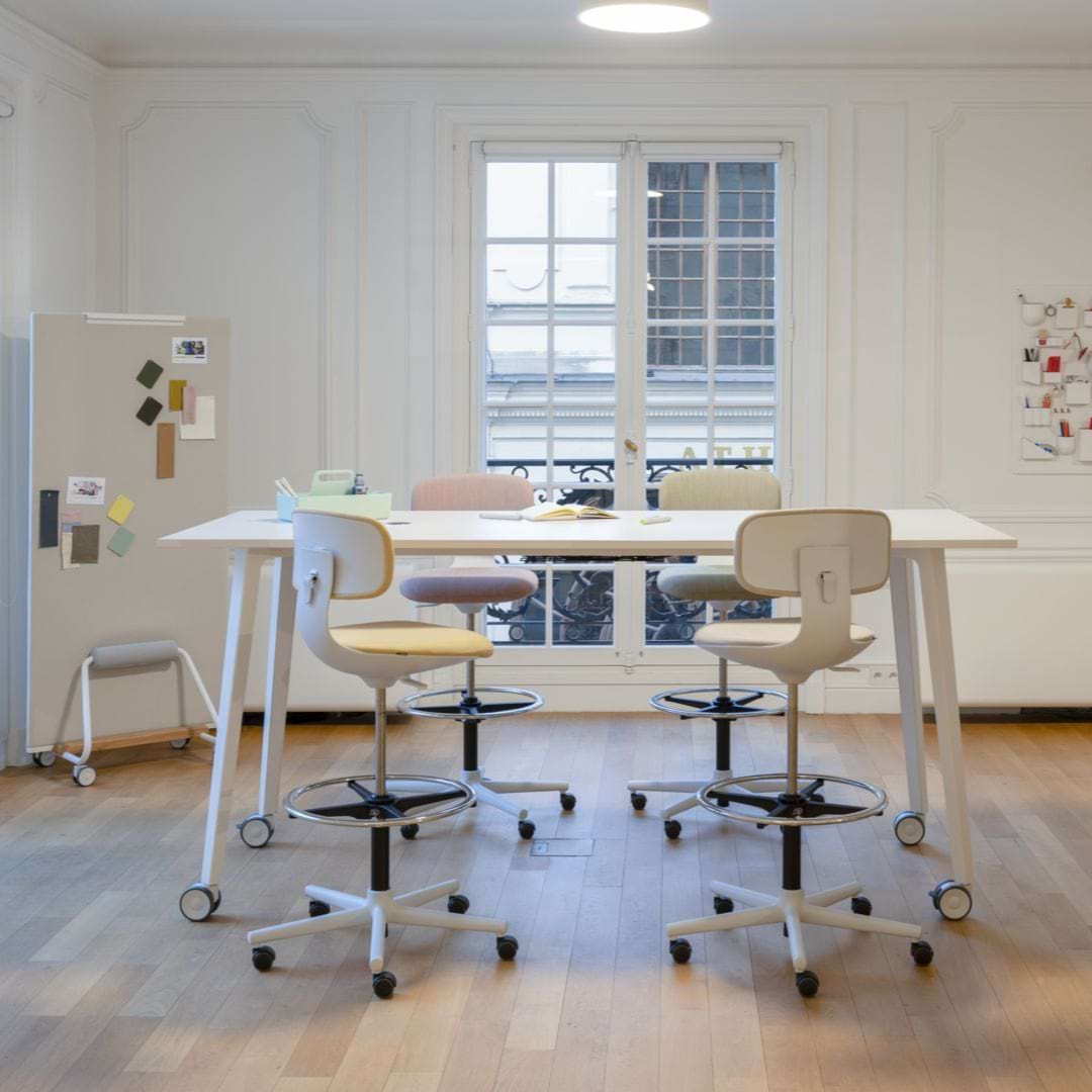 Focus: Joyn 2 Meet by Vitra - Batiplus SA - Contemporary furniture ...