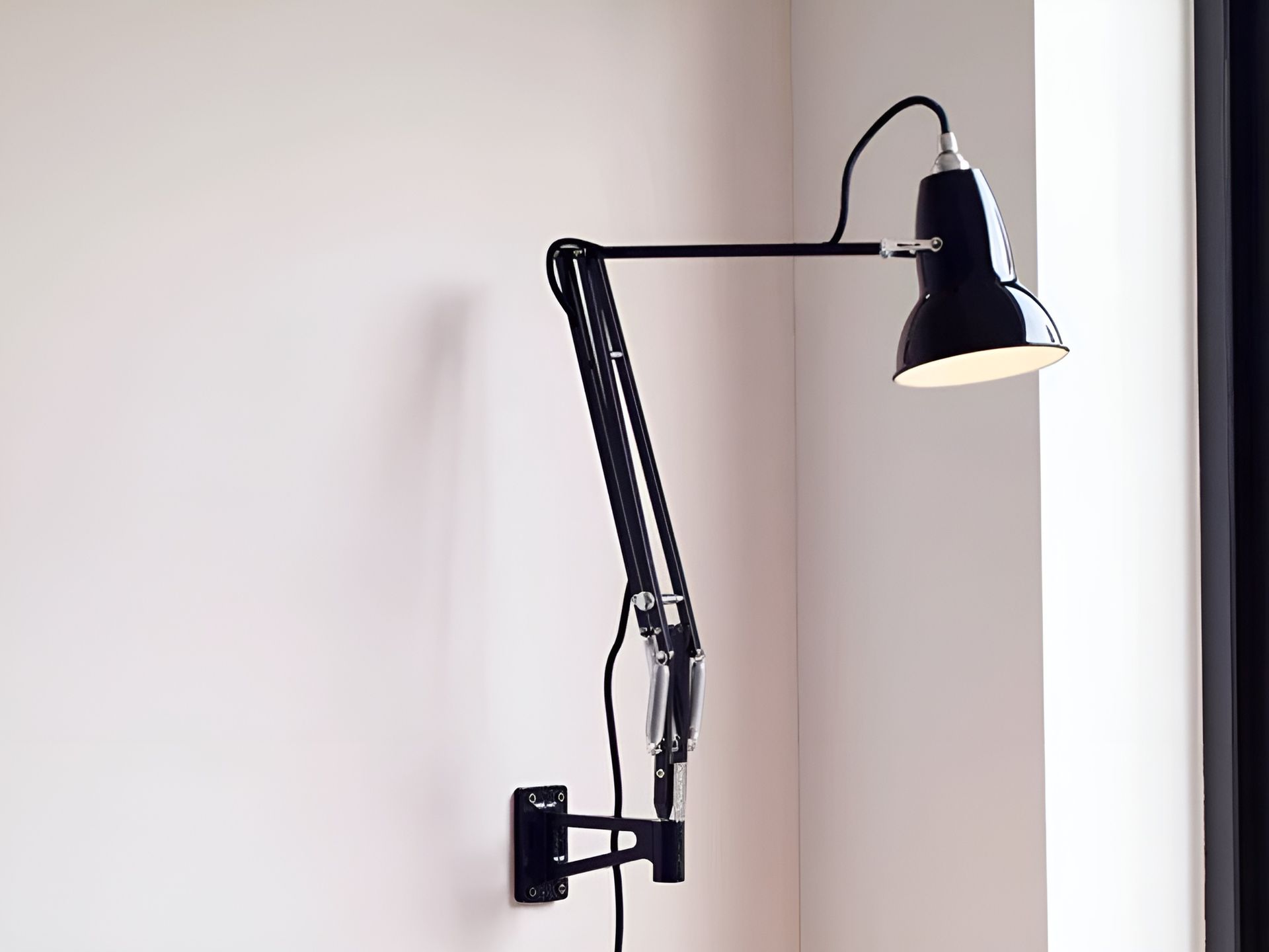 Original 1227 Wall Mounted | Lamp - Anglepoise - Lighting - Batiplus SA ...