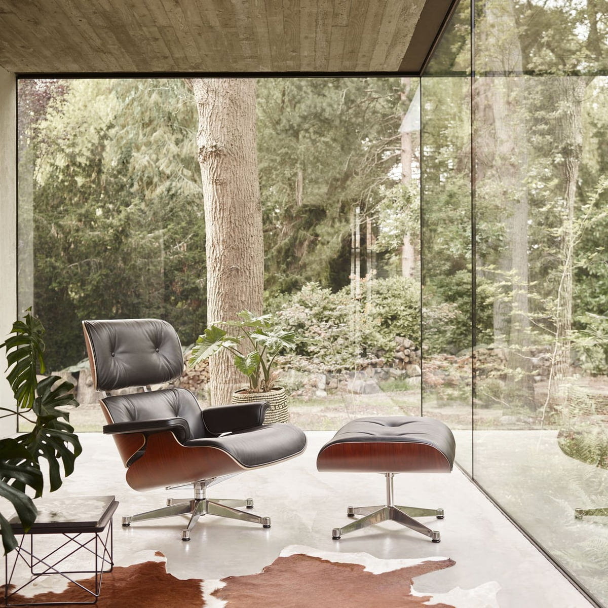 Eames Lounge Chair & Ottoman - palissandre Santos - Vitra - Fauteuil ...